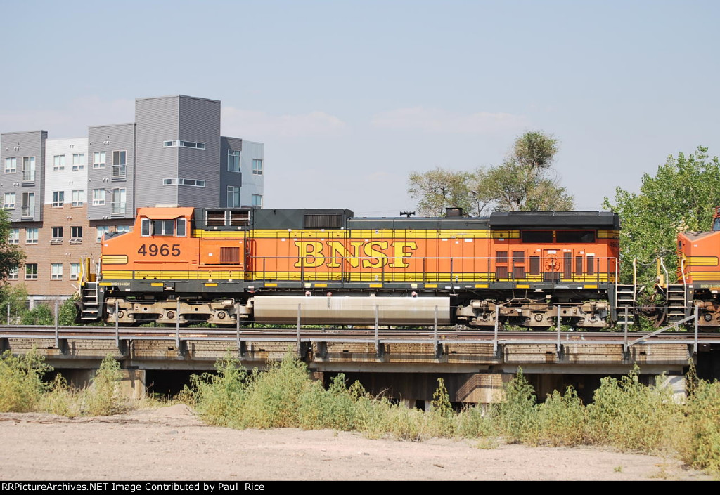 BNSF 4965